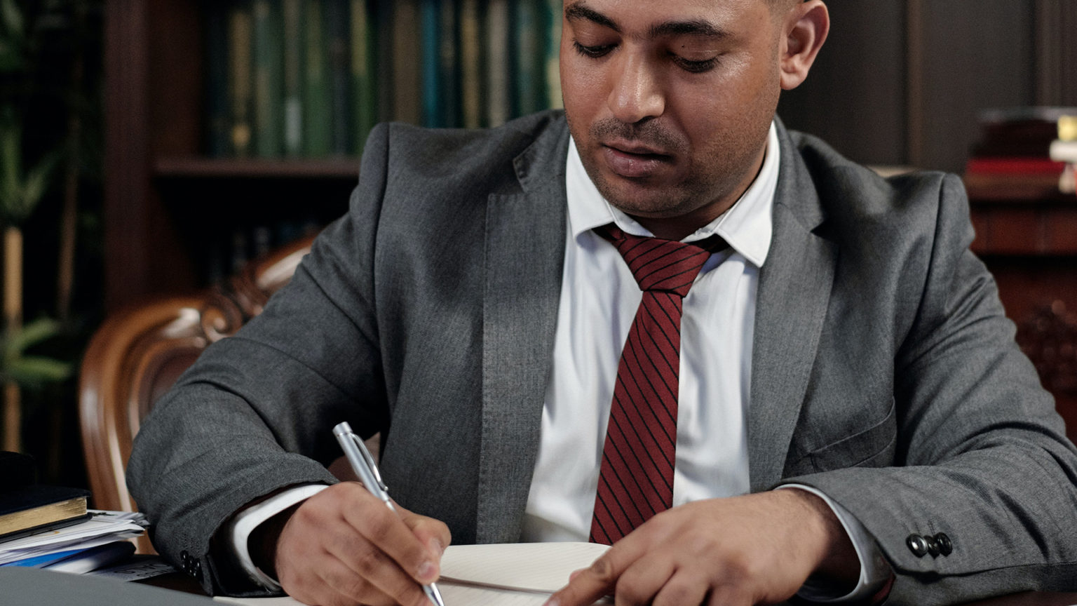 Credilio - Personal Finance. Simplified